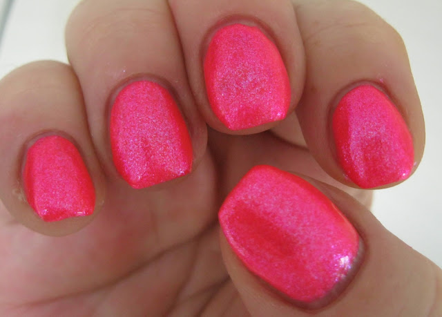 Lacquer Slacker Liz: Girly Bits Jelly Shoes and Zoya Lo
