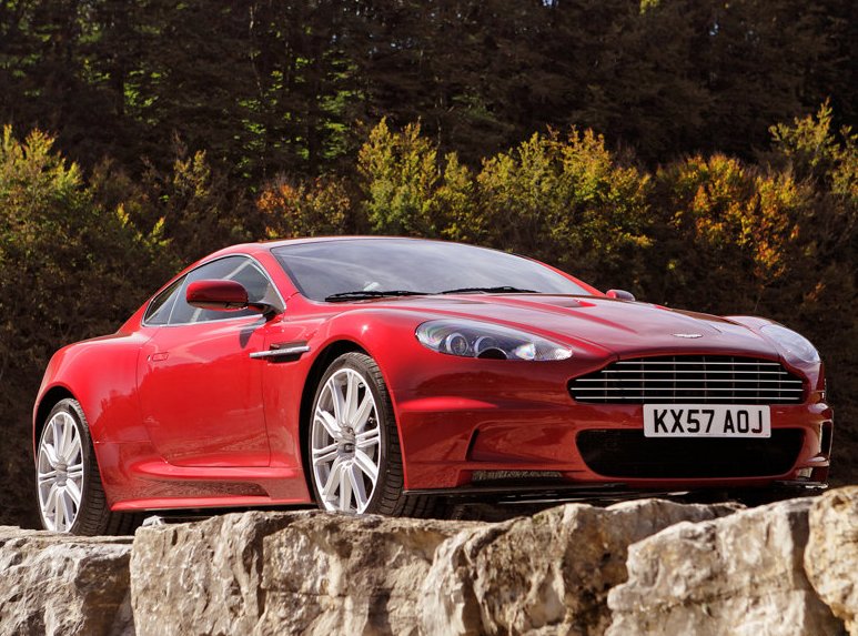 SPORTS CARS: aston martin db9 red