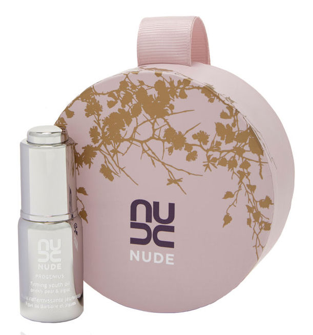 Holiday 2016 T Guide 10 Budget Beauty Christmas Baubles Worldwide