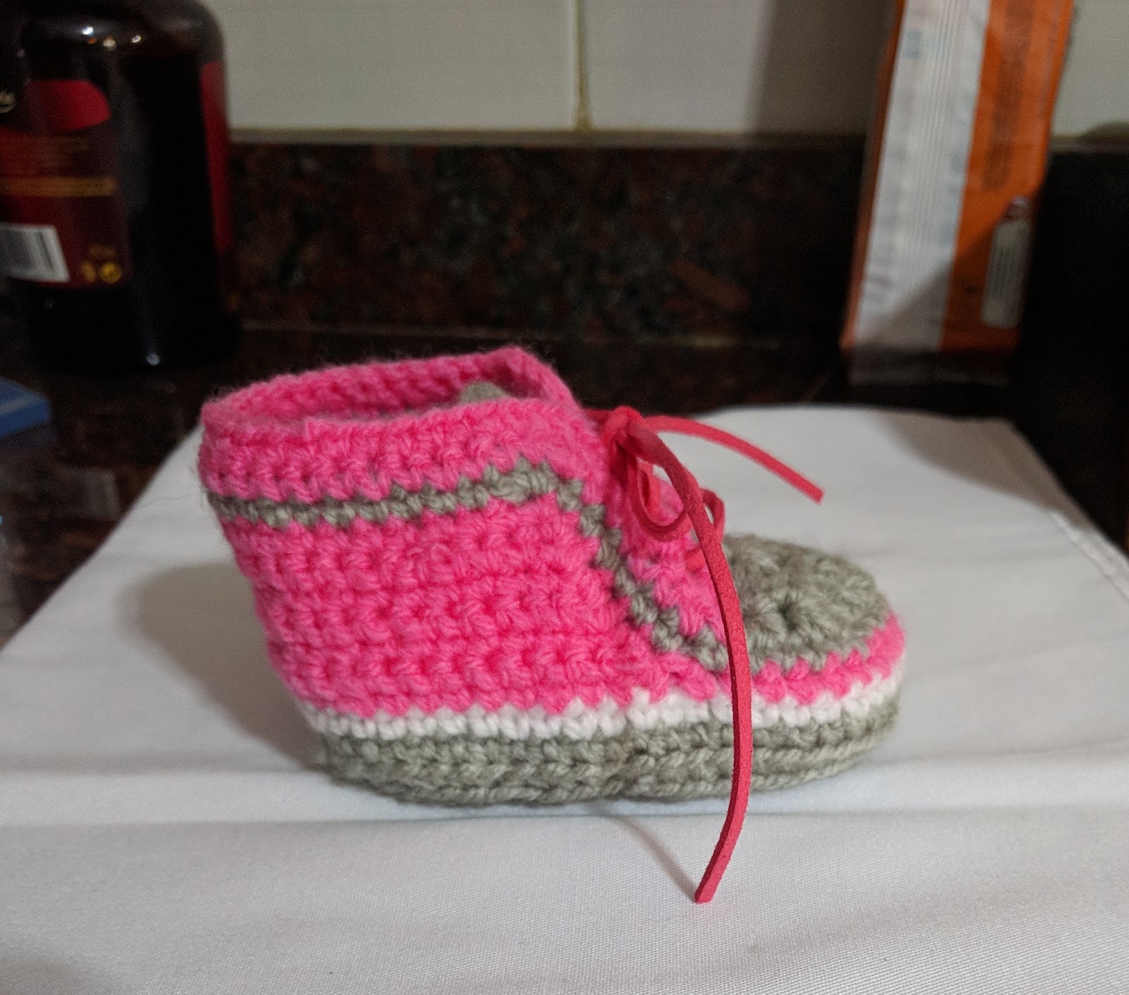 Hecho en casa: Botitas de bebe al crochet.