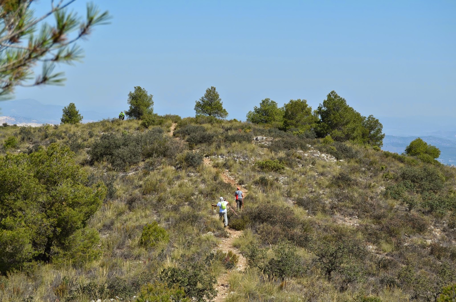 ANDAR PA HACER HUECO: BULLAS: SALTO DEL USERO-EL CASTELLAR
