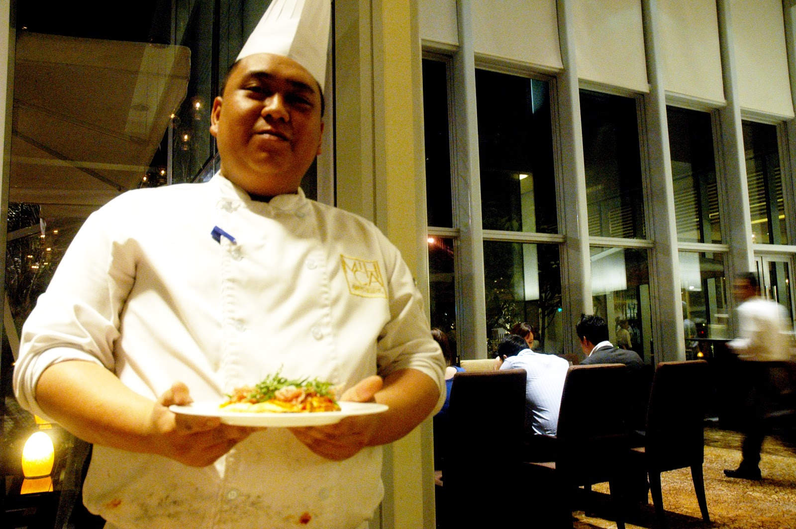 DUDE FOR FOOD: One Spectacular Dinner at Fairmont Makati's Spectrum