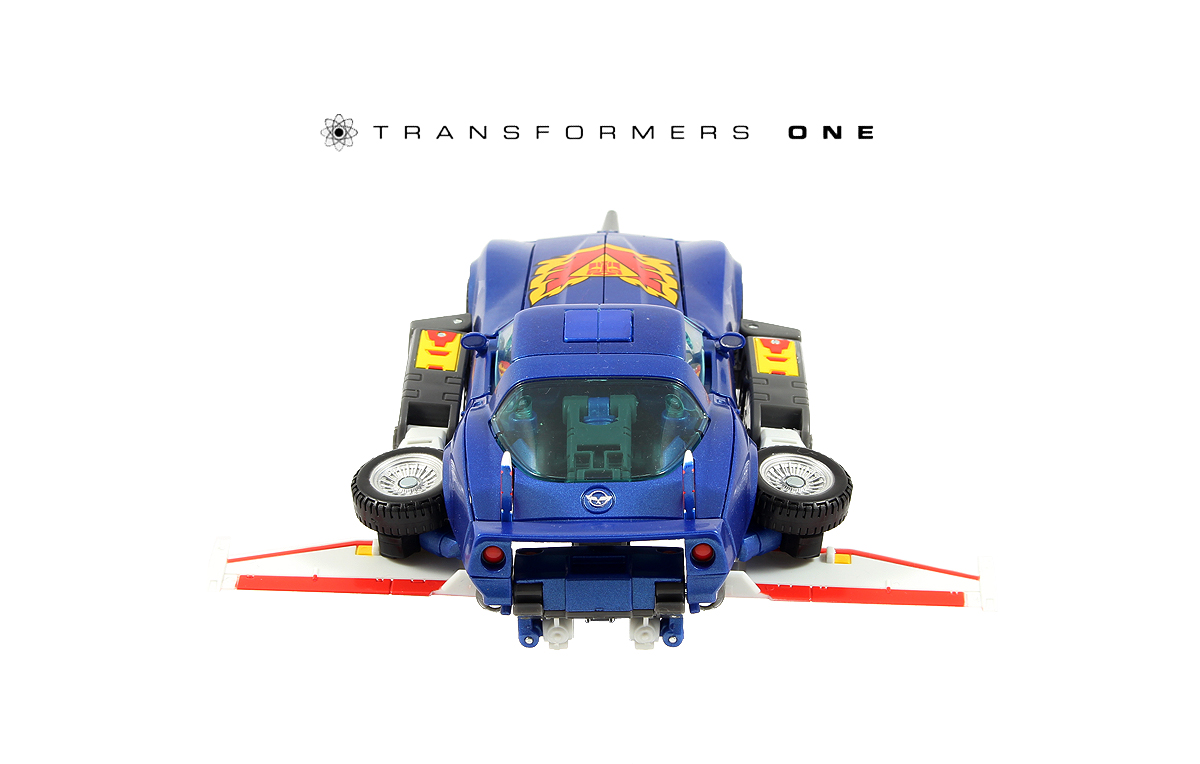 Transformers Square One: Masterpiece MP-25 Tracks - Full Gallery