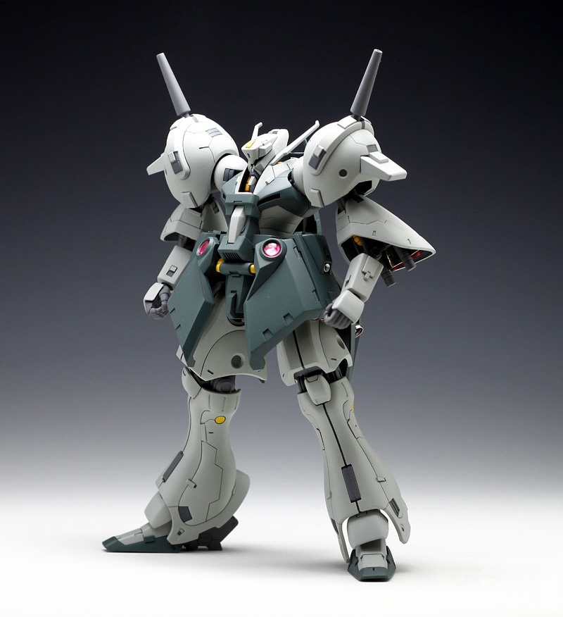 Build and Shoot: GABTHLEY: CUSTOM BUILD