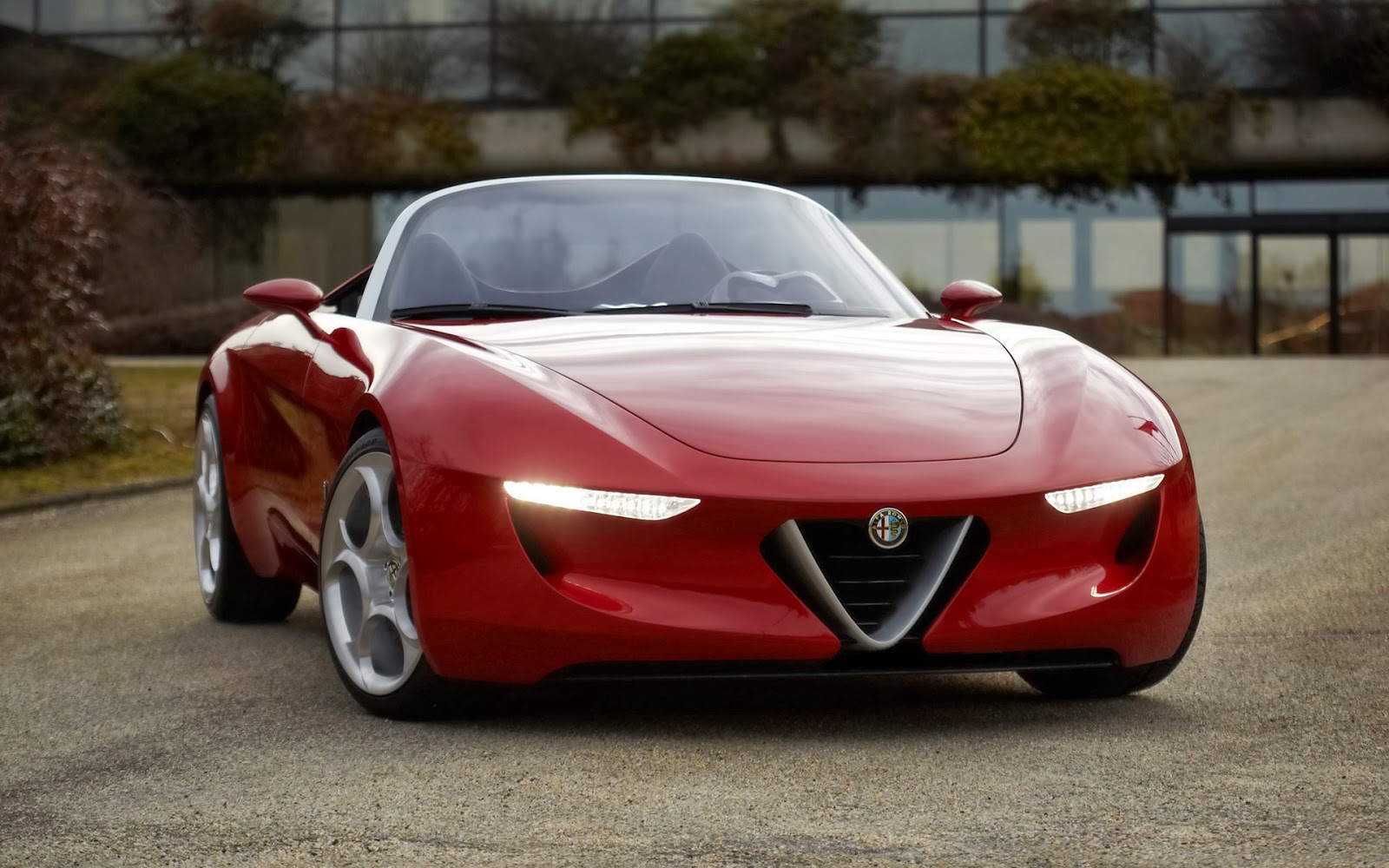 Wallpapers of beautiful cars: Alfa Romeo