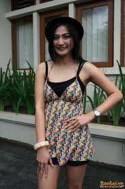 Fose Debby Ayu Bikini ~ OBAT BIRAHI