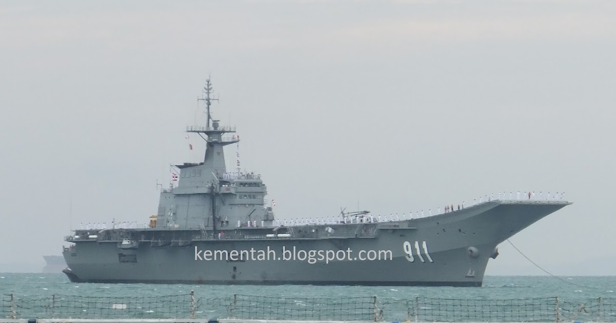 Senang Diri: Royal Thai Navy aircraft carrier HTMS Chakri Naruebet ...