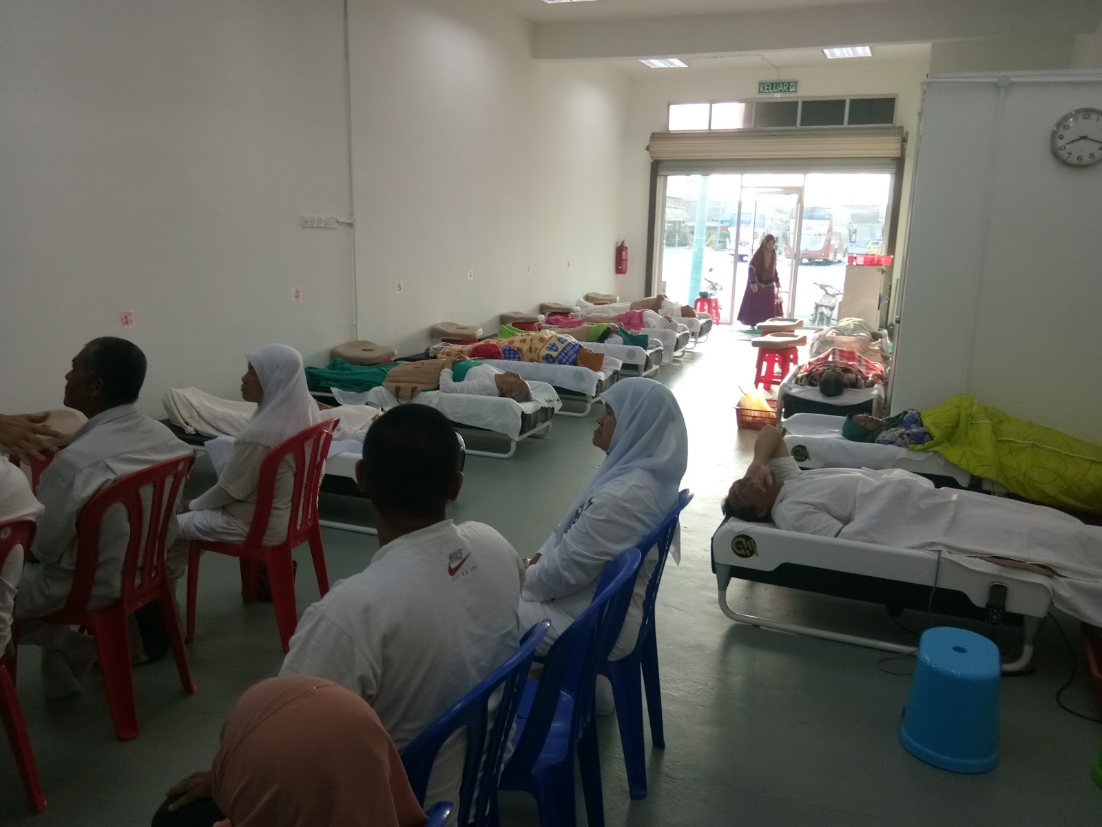 GAMBARAN DALAM PUSAT TERAPI GM