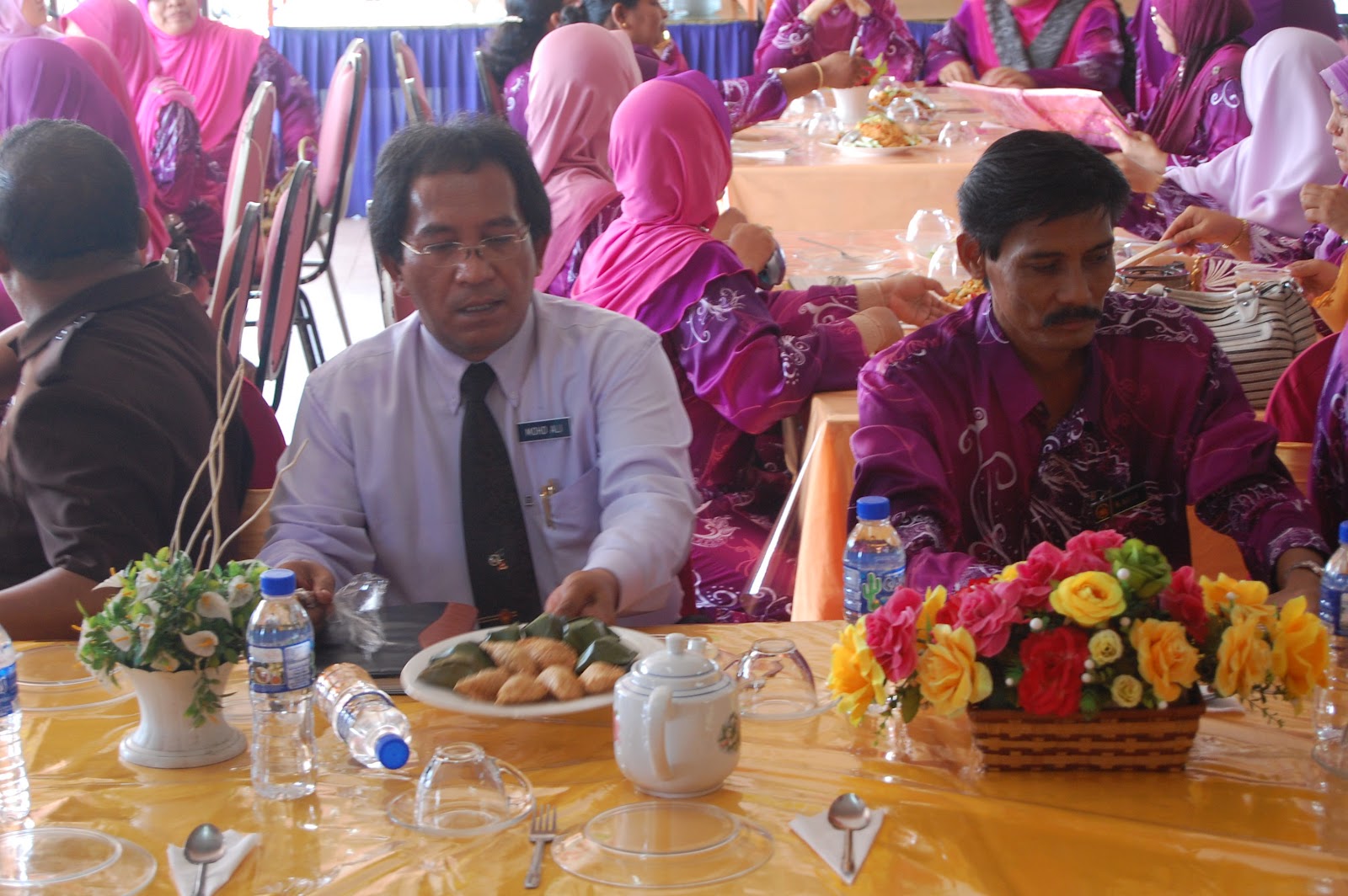 SEKOLAH KEBANGSAAN SERI DUYONG,MELAKA: SESSI JAMUAN RINGAN UNTUK TETAMU ...