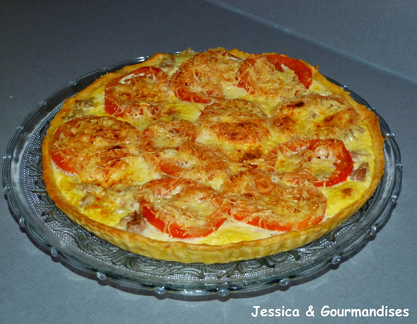 Jessica & Gourmandises: Quiche au thon et à la tomate