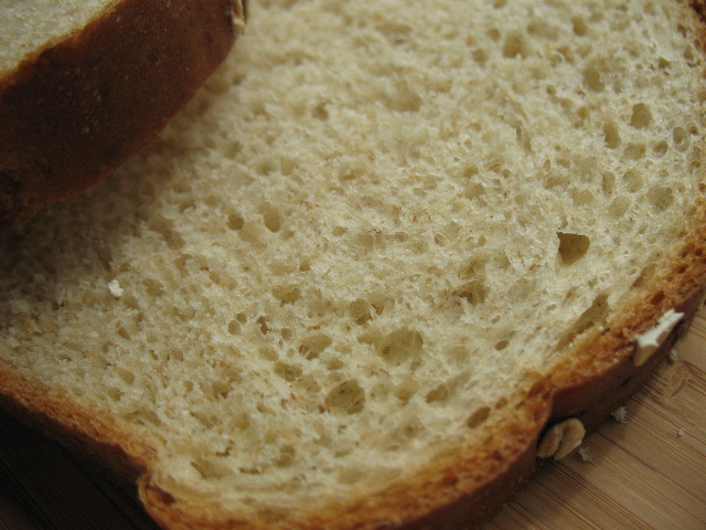 The Messy Apron: Oatmeal Bread