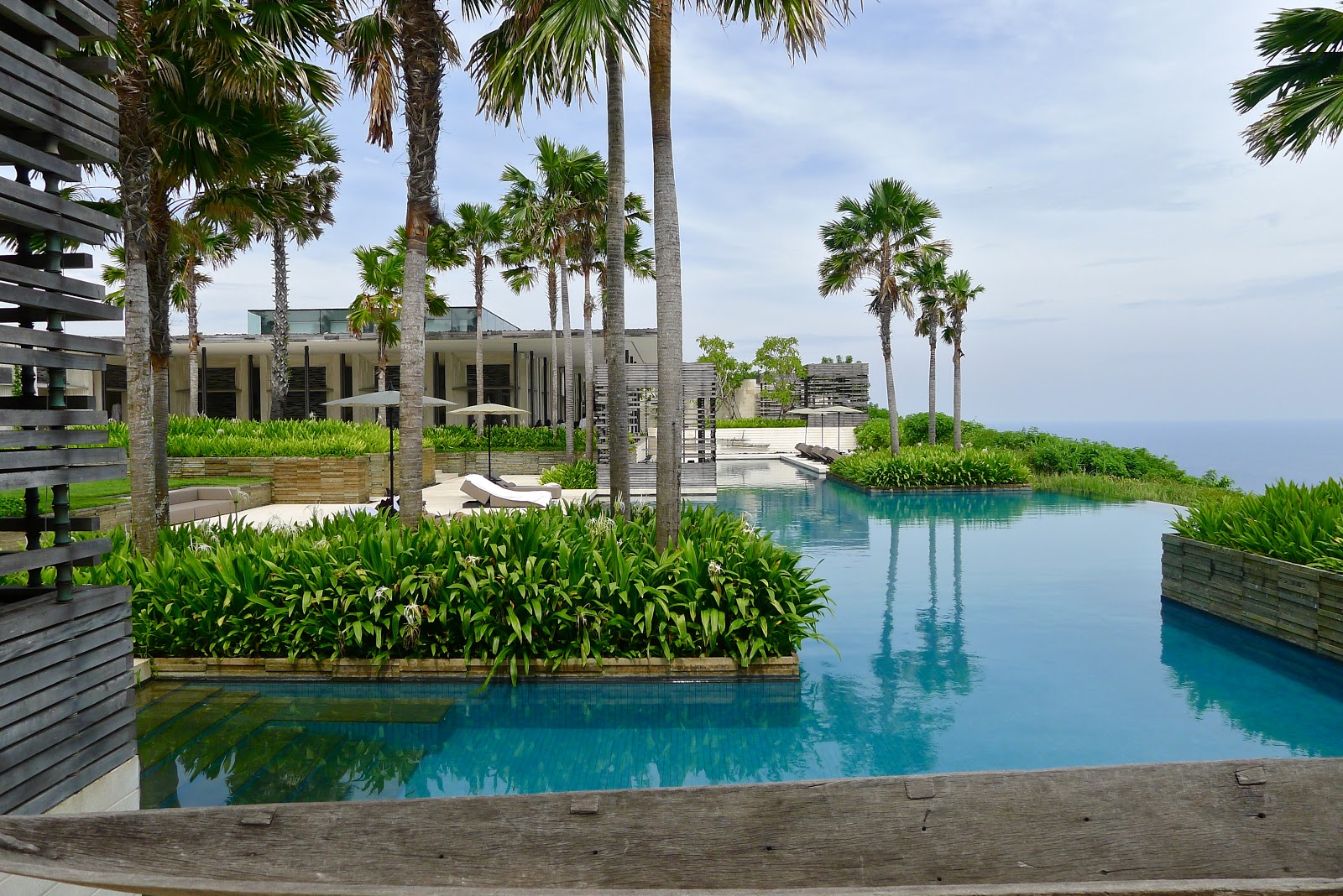 DiA art TRAVeL: ALILA ULUWATU