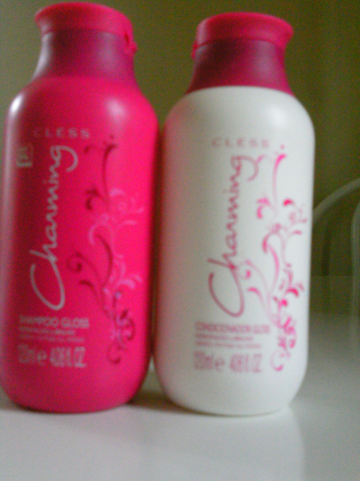SOMANDO BELEZA: TESTEI: LINHA CHARMING GLOSS SHAMPOO & CONDICIONADOR DA ...