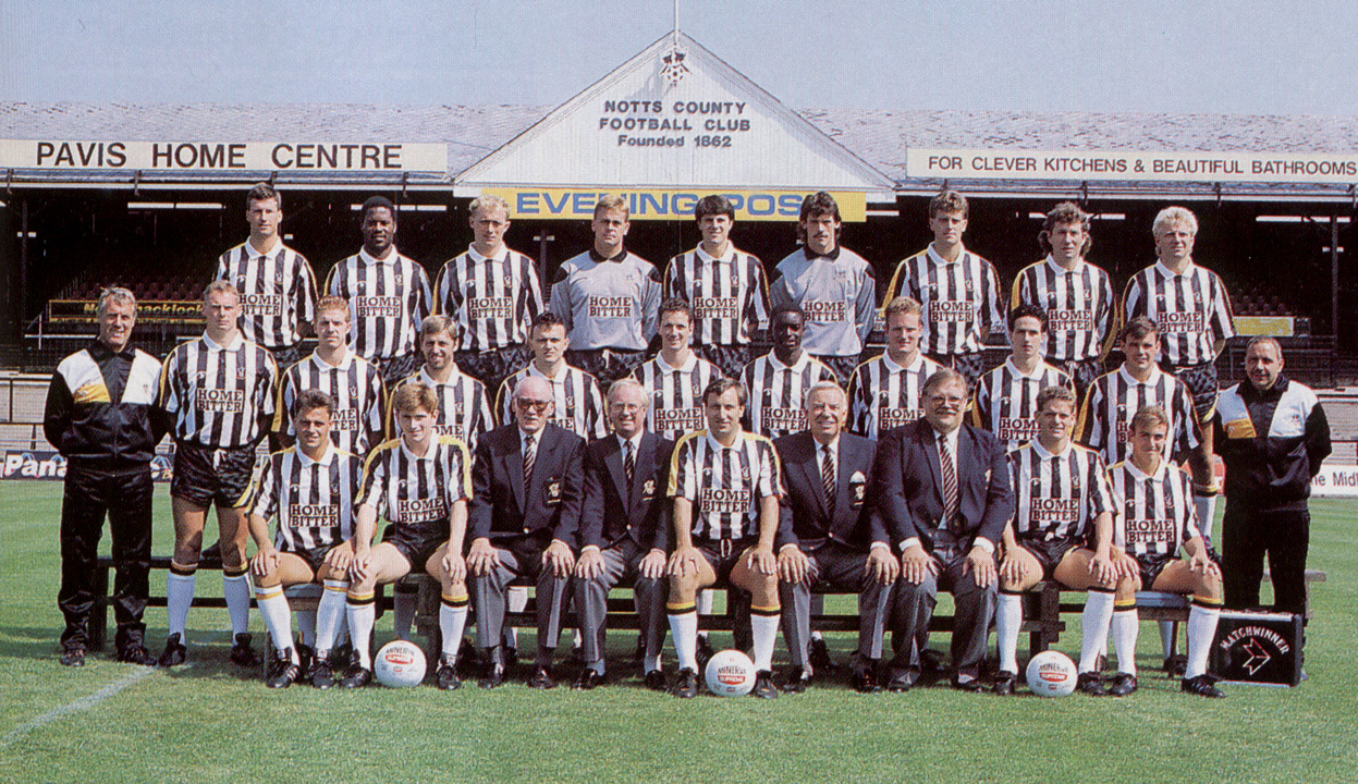 gombfocikepek.blogspot.com: Notts County FC - az 1. focicsapat