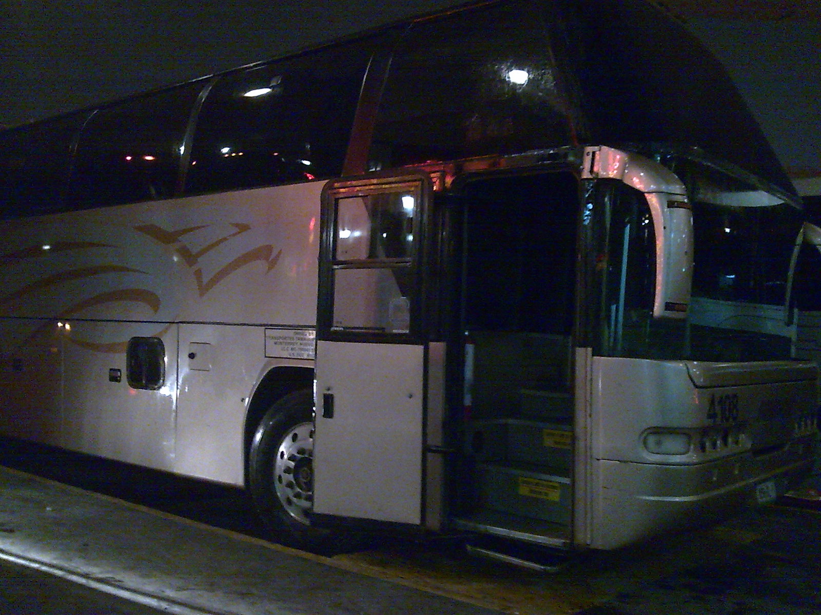 BUSÓPOLIS: SENDOR SENDA DORADA