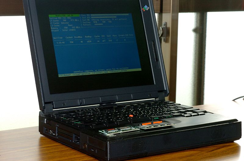 電算機孝行: ThinkPad 380XD でメモリの動作試験してみました