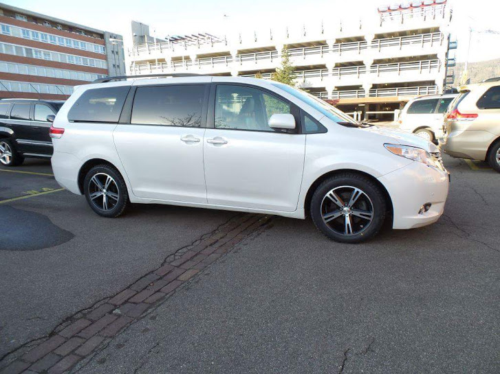 Toyota Sienna in Germany: Sienna Limited aus der Schweiz