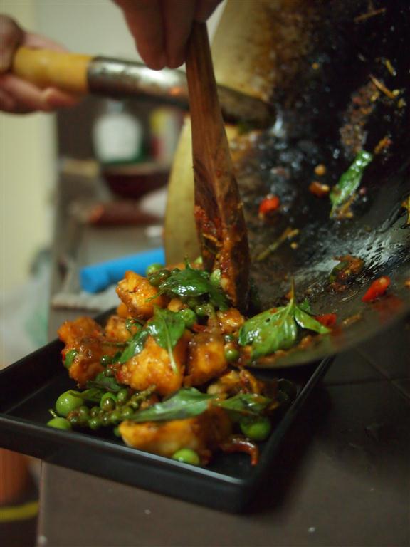 I Love Thai Recipes: Fish with Thai Herbs (Pla Pad Cha)