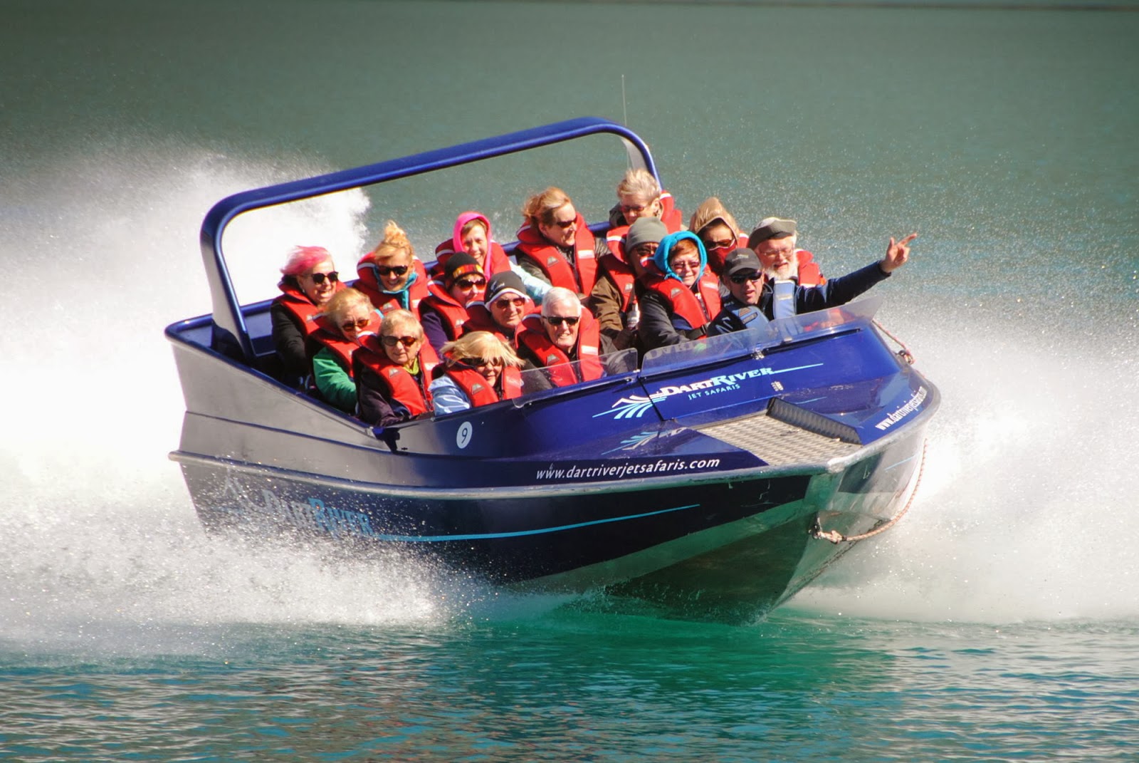 Cathy's Travels: Jet Boating on the Dart River in "Lord of the Rings ...