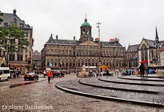 Dam Square: Alun-Alun Paling Terkenal di Amsterdam | Explorer Guidebook
