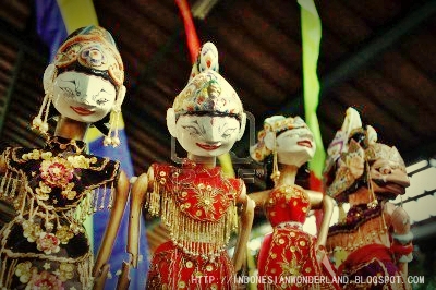 SANGGAR SENI BENANG MERAH: MENGENAL TEATER TRADISIONAL INDONESIA