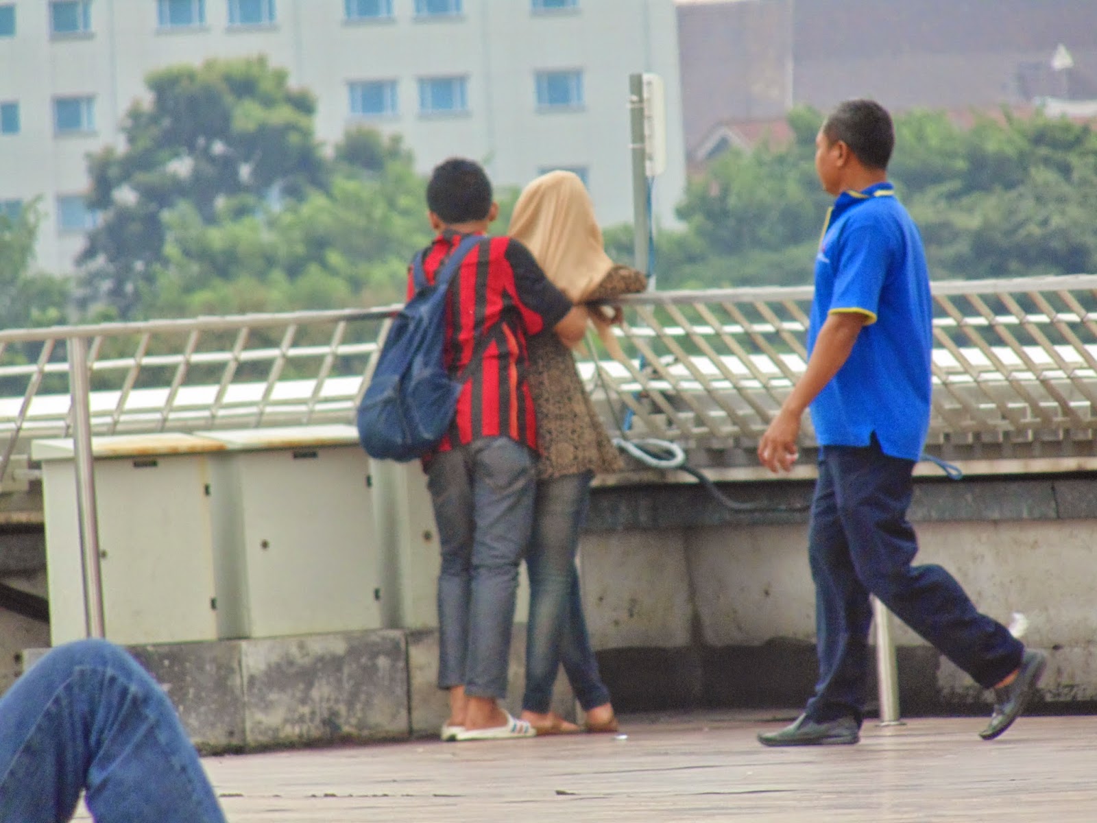 Perbedaan Pacaran, LDR, dan Jomblo