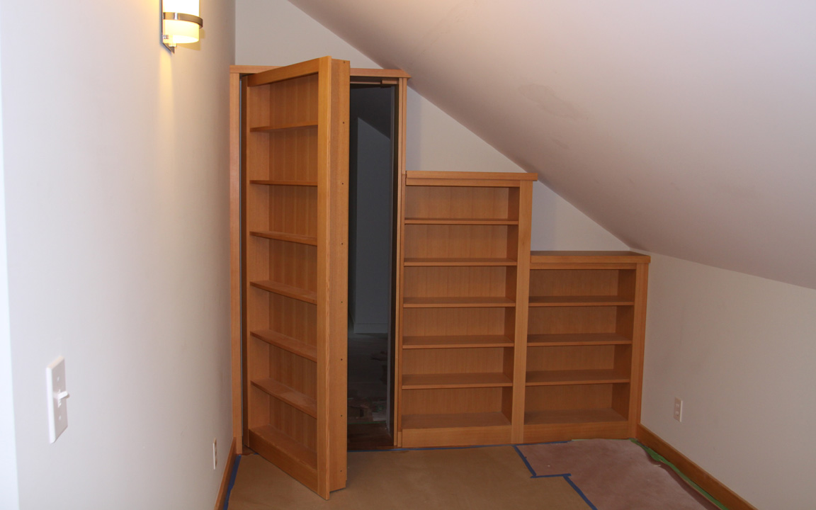 Woodmaster Woodworks, Inc.: Hidden Passages! Exposed Storage!