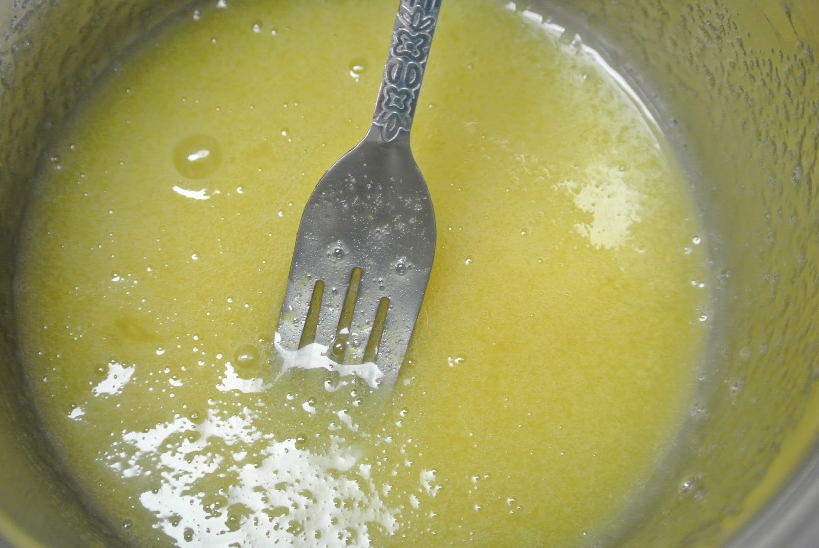 Praba's yummy experiments: Coconut macroons