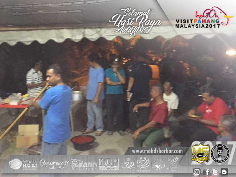 Mohd Sharkar's The Official Blog: Majlis Kenduri Hari Raya merewang Kg ...