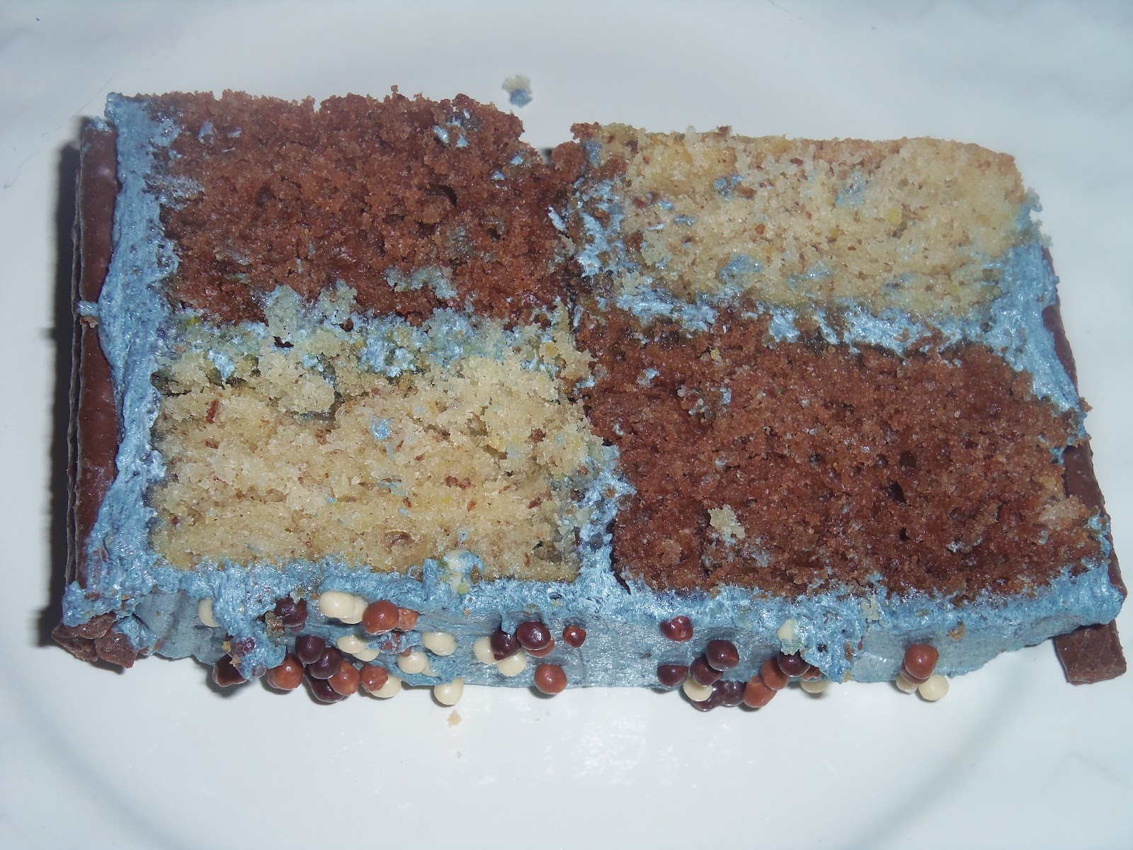 Fun as a Gran: A matchmaker cake