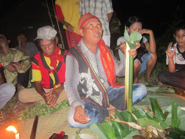 21 Upacara Adat Di Indonesia Dan Gambarnya - Tarjopedia