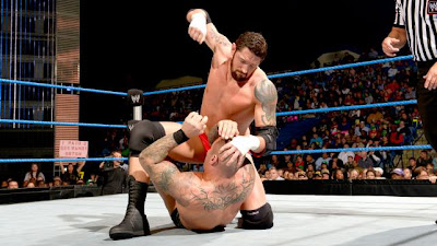 WWE In live!!!!: RANDY ORTON vs WADE BARRETT