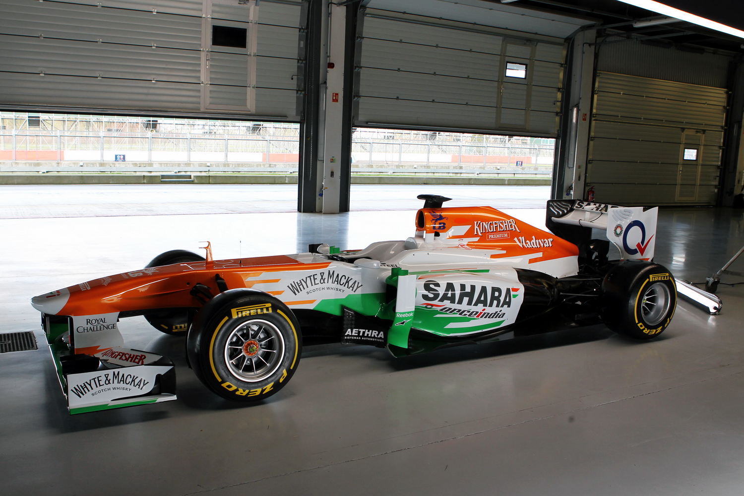 FORCE INDIA VJM06 IN HIGH RESOLUTION IMAGES - FORMULA 1