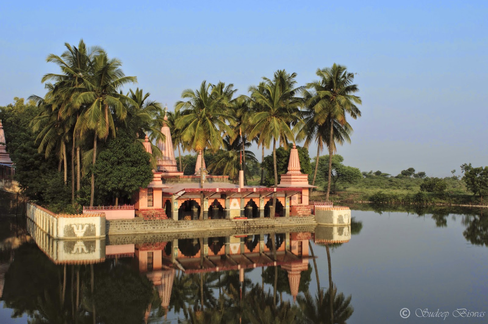 Travelling around Pune: Ramdara : Loni Kalbhor, Near Pune