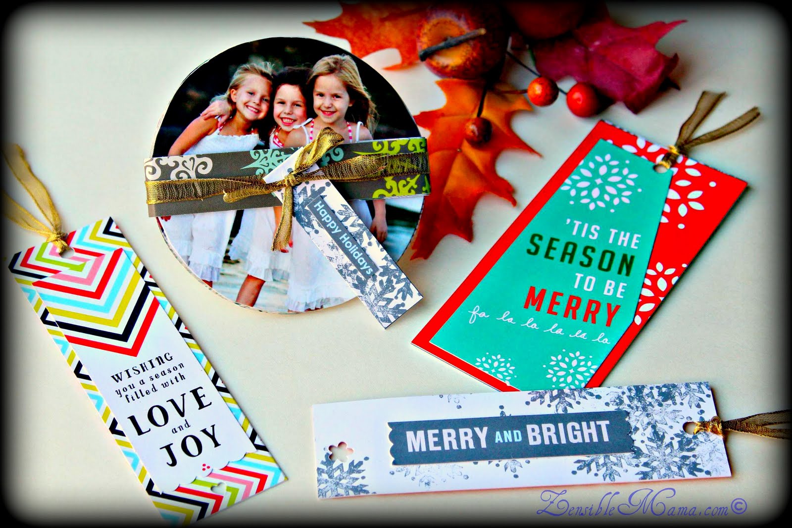 Zensible Mama: DIY: Bookmarks From Repurposed Christmas Cards