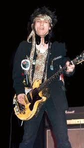 RETRO KIMMER'S BLOG: JOHNNY MORGAN JOHNNY THUNDERS' RACCOON COAT