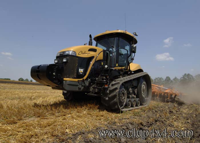 Tractors - Farm Machinery: Challenger MT Serie
