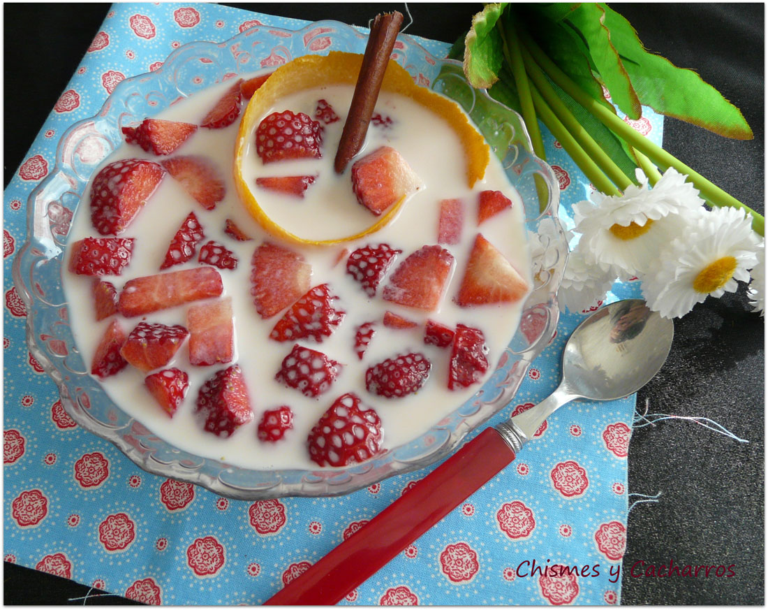 Fresas con leche aromatizada. - Chismes y Cacharros