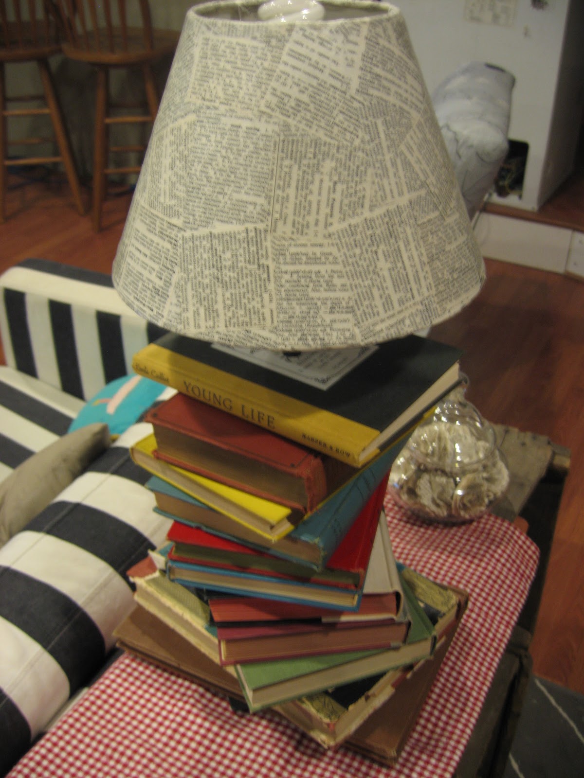 Mari Makes: Project - Book Lamp Deluxe!