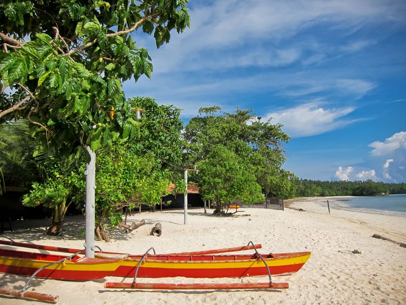 BEACHES AND CHURCHES: SOCSKSARGEN TOUR: Day 1 - THE BEACHES OF GUMASA, GLAN