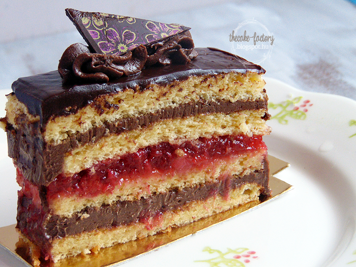 Epres Opera Torta | The Cake Factory