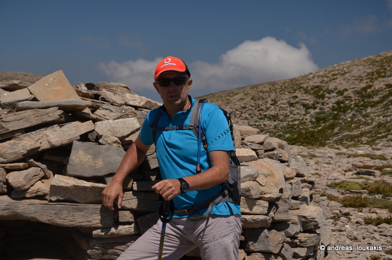 EXPLORE MOUNTAINS: ΣΤΗΝ ΚΟΡΥΦΗ ΤΗΣ ΚΡΗΤΗΣ (ΤΙΜΙΟΣ ΣΤΑΥΡΟΣ ΨΗΛΟΡΕΙΤΗ ...
