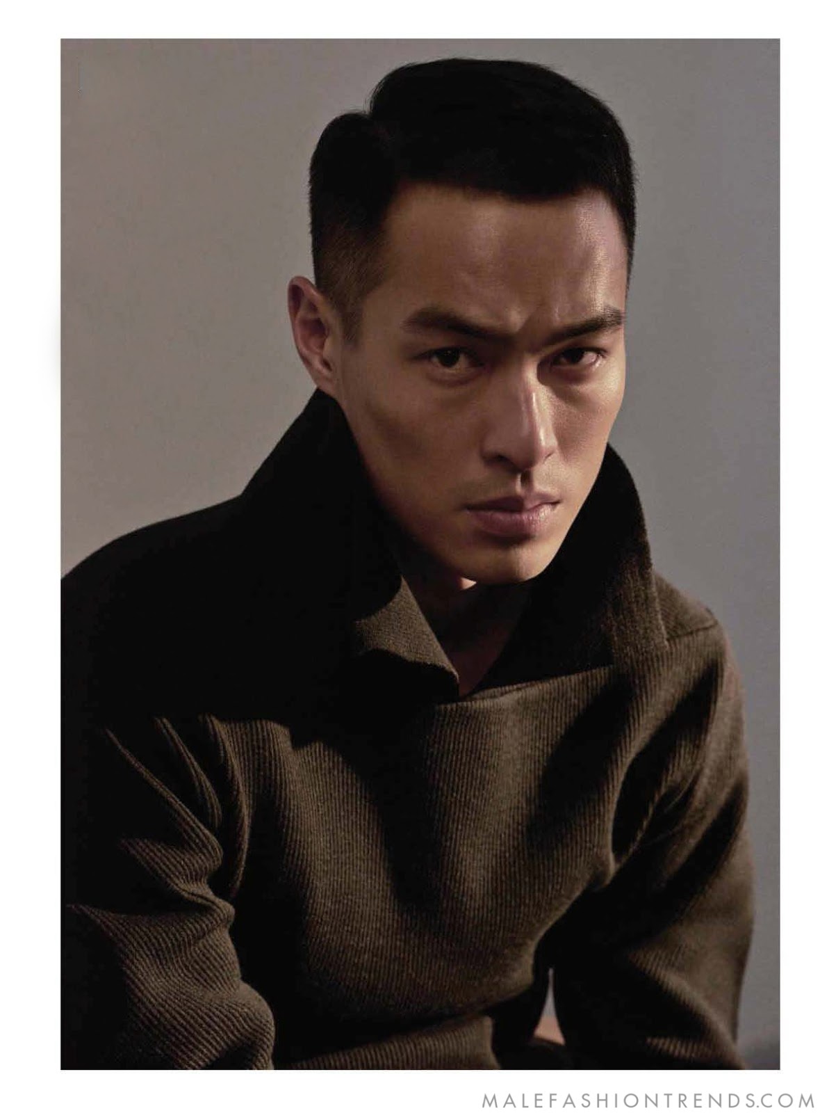 Tony Yang para GQ China por Yin Chao