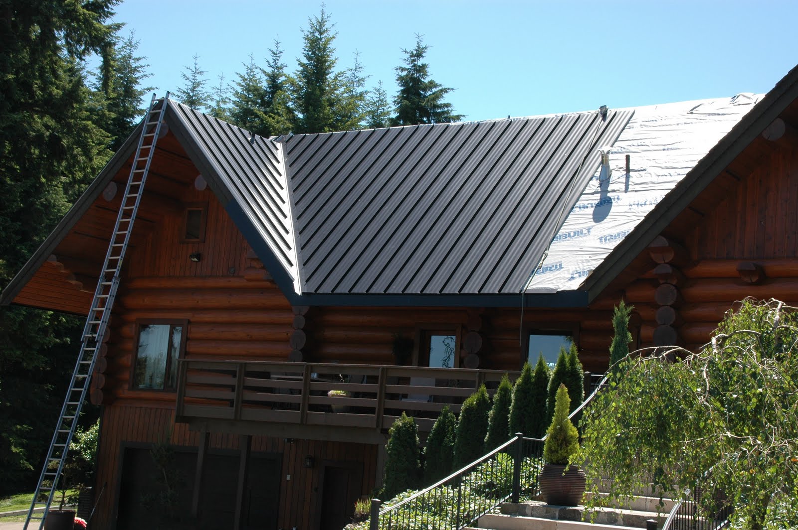 Roofing Company Durham Nc: Matte Black Metal Roof