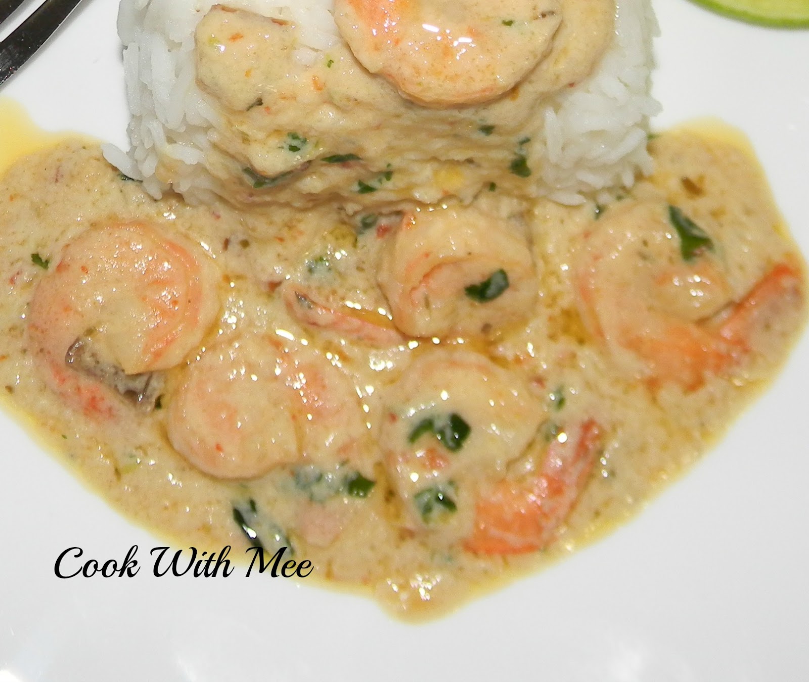 Cook With Poulamee: Creamy Garlic Prawn
