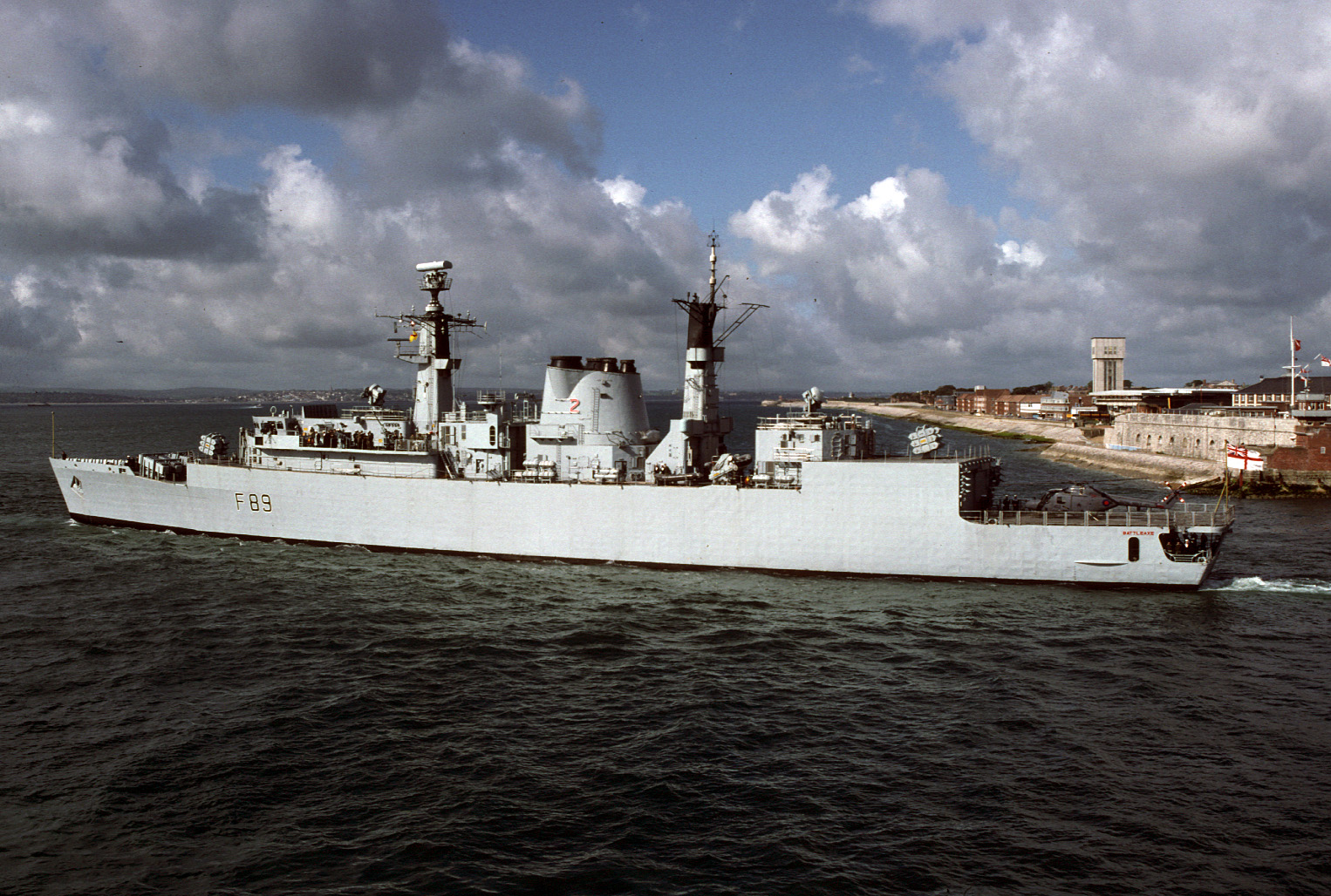BRIAN'S SHIPPING PHOTOS: BRITISH WARSHIPS ONE