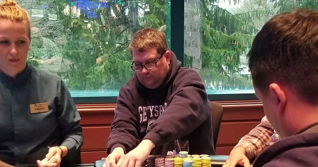 Foxwoods Poker: Event #1A: Back From Dinner, Sean Moynihan Leads