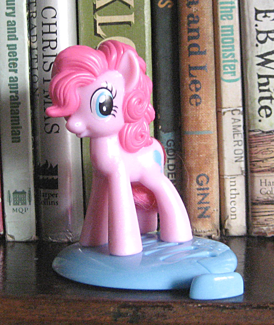 Percy's Fast Food Toy Stories : My Little Pony Happy Meal Pink