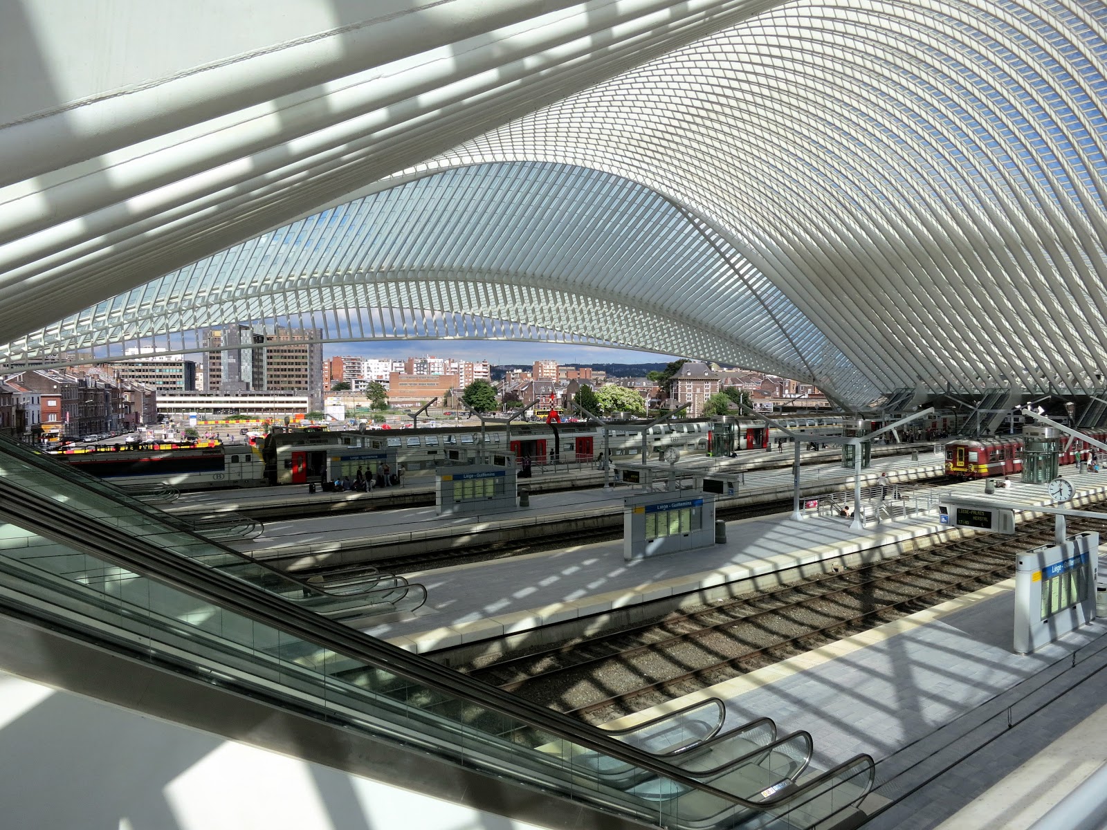 Femmes Francophiles: Liège-Guillemins - Europe's Most Impressive ...