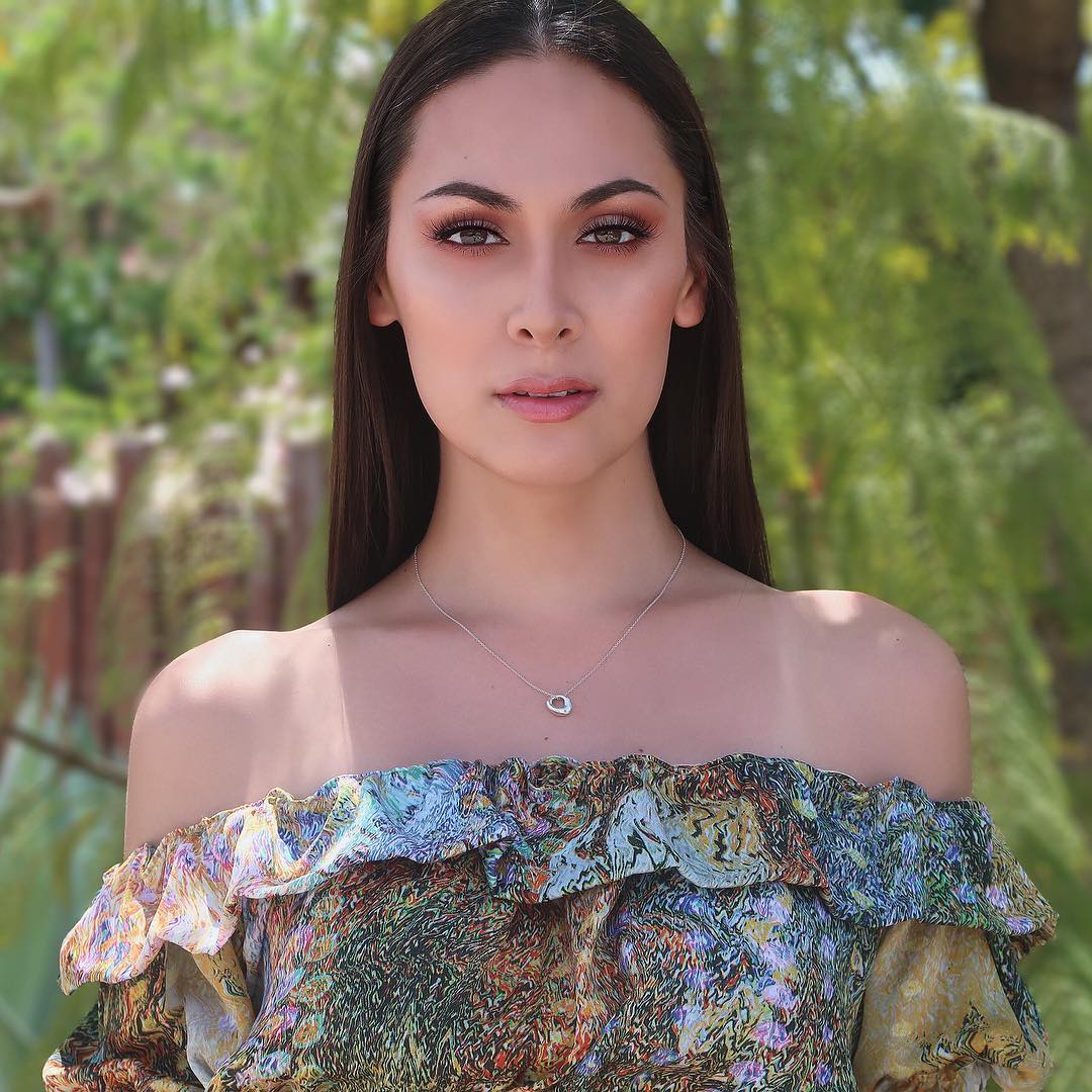 Cassandra James – Most Beautiful Trans Woman - TG Beauty